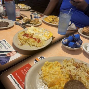 PUFFERBELLY RESTAURANT - Updated February 2025 - 130 Photos & 205 ...