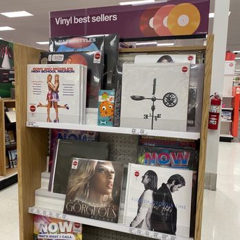 TARGET - Updated December 2025 - 561 Photos & 145 Reviews - 13950 NE ...