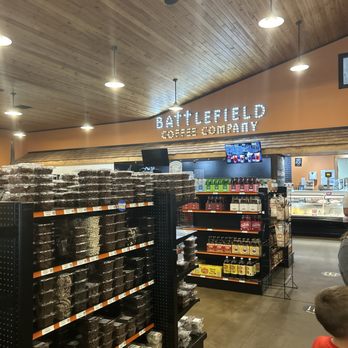 THE BATTLEFIELD COUNTRY STORE - Updated July 2024 - 395 Photos & 258 ...