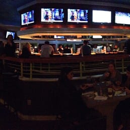 SHARKEY’S SPORTS BAR AND RESTAURANT - Updated October 2025 - 31 Photos ...