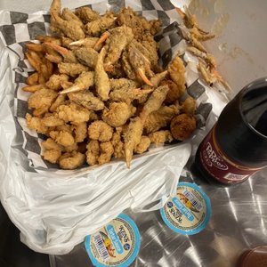 MUDBUGS - AT THE LOOP - 292 Photos & 175 Reviews - 2005 Government St ...