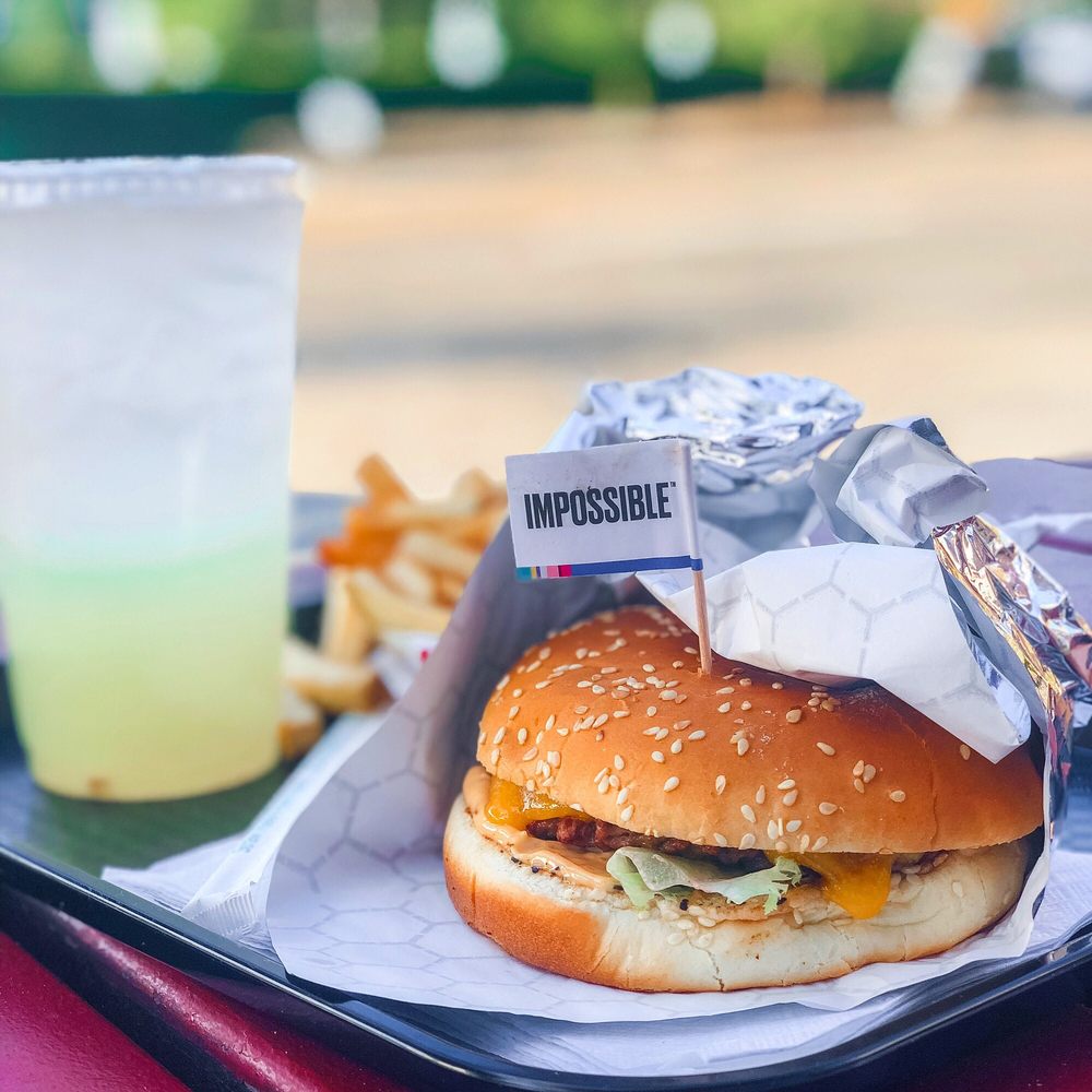 RED MILL BURGERS - 304 Photos & 890 Reviews - 1613 W Dravus St, Seattle ...