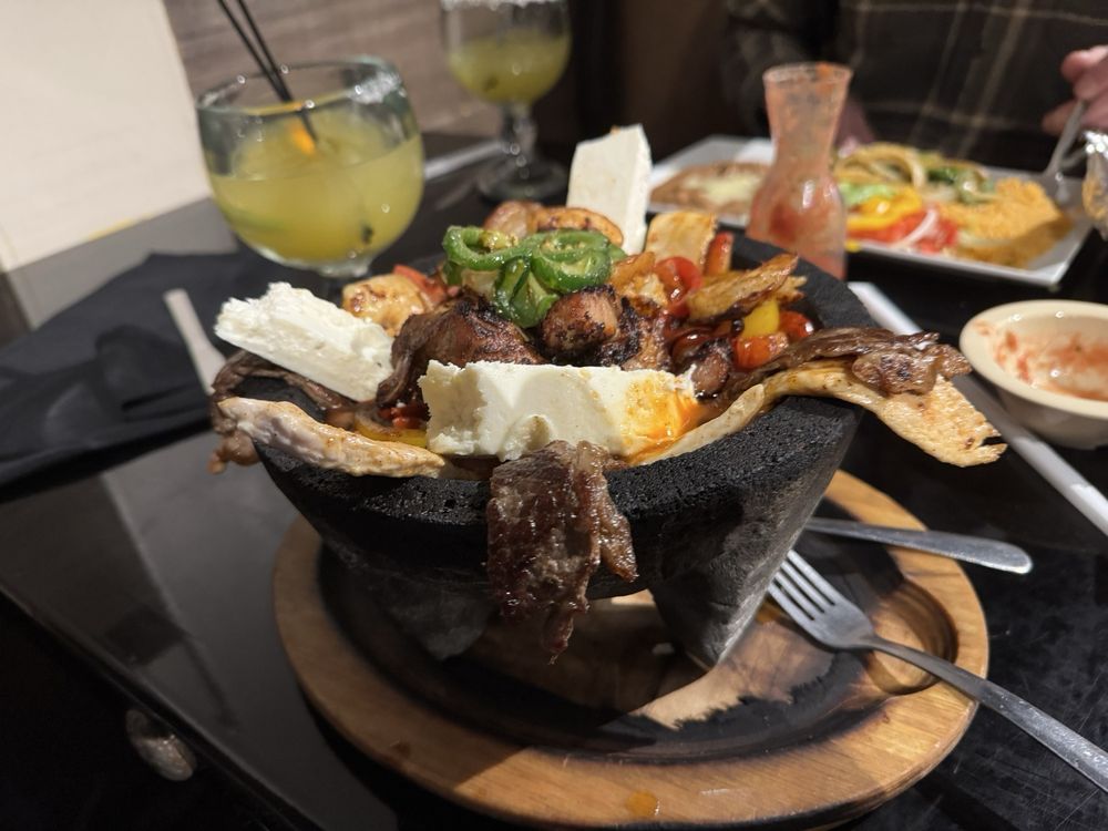 CASA RAYA - Updated December 2025 - 24 Photos & 20 Reviews - 3106 ...