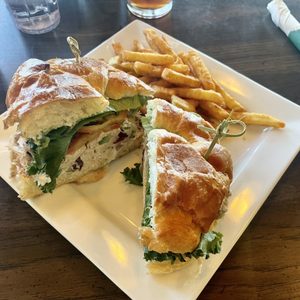 MOHAWK TAVERN - 48 Photos & 37 Reviews - 999 Johnsville Rd, Graeagle ...