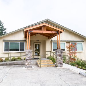 RAINIER SPRINGS - Updated August 2025 - 11 Photos & 41 Reviews - 2805 ...