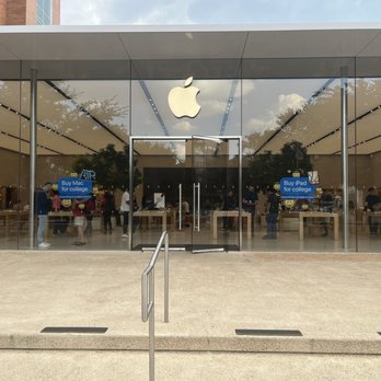 APPLE DOMAIN NORTHSIDE - Updated January 2026 - 142 Photos & 553 ...