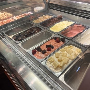 SERRANO BUFFET - Updated August 2024 - 1999 Photos & 1530 Reviews - 777 ...