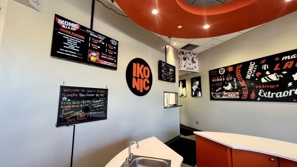 IKONIC WINGS - Updated July 2025 - 99 Photos & 116 Reviews - 1110 ...