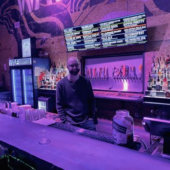 WAVE - Updated October 2025 - 65 Photos - 18 Reviews - 650 E 2nd St N ...