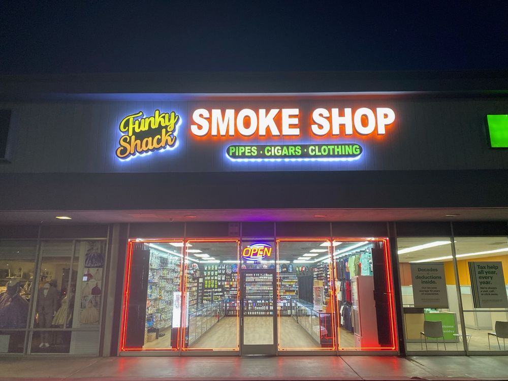 FUNKY SHACK - Updated September 2024 - 2083 W Shaw Ave, Fresno ...