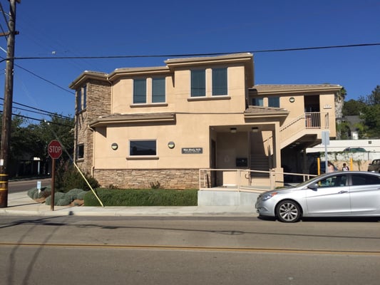 PETER STRUTZ, MD - Updated October 2025 - 27 Reviews - 605 E Alvarado ...