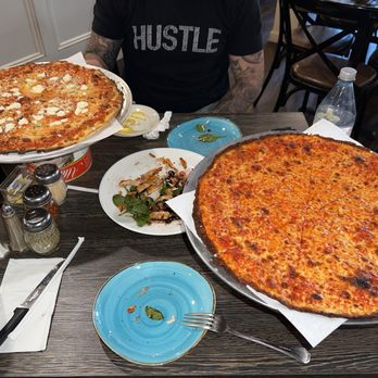 CAFE CREVIER - Updated 05/2025 - 119 Photos & 125 Reviews - 25 E Main ...