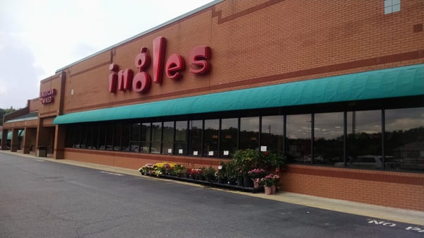 INGLES SUPERMARKETS - Updated January 2026 - 11 Reviews - 436 Canton Rd ...