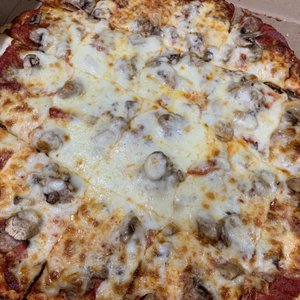 NOAH’S PIZZA - 16 Photos & 14 Reviews - 220A Oakton Ave, Pewaukee ...