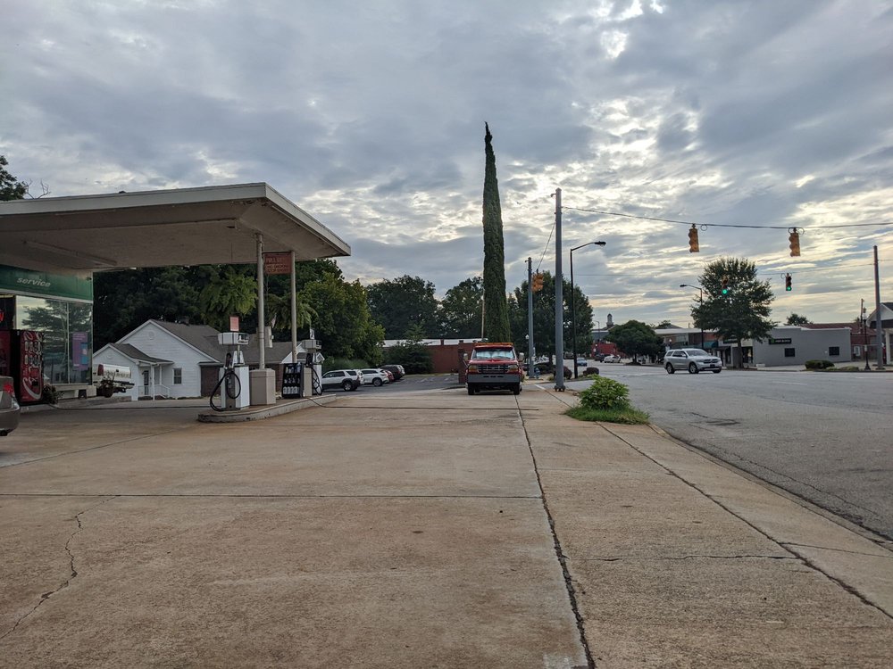 PACE & REEVES - Updated December 2025 - 204 W Main St, Pickens, South ...