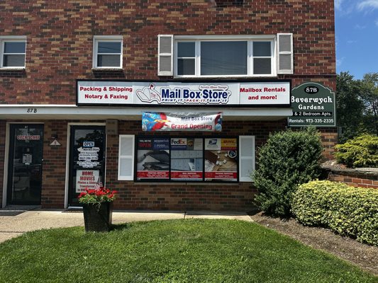 THE MAIL BOX STORE OF LAKE HIAWATHA - Updated October 2025 - Request ...