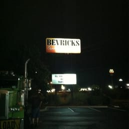 BEVRICKS CHAR HOUSE GRILLE - Updated October 2025 - 49 Photos & 110 ...