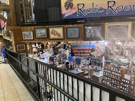 SMOKY MOUNTAIN RELIC ROOM - Updated December 2025 - 2320 Winfield Dunn ...