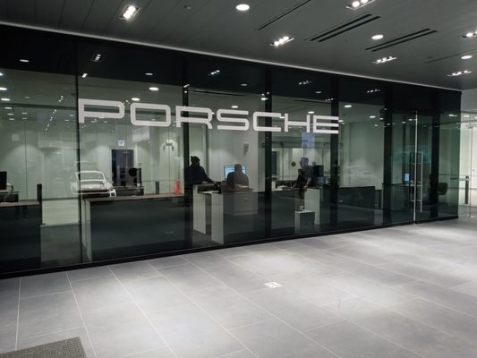 PORSCHE DOWNTOWN - CHICAGO - Updated January 2026 - 30 Photos & 27 ...