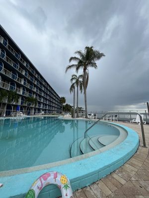 THE GODFREY HOTEL & CABANAS TAMPA - Updated January 2025 - 658 Photos ...