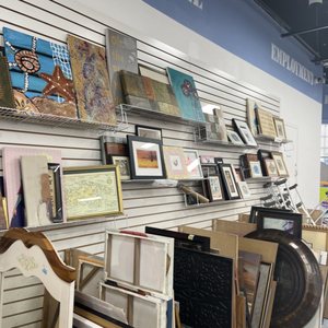 GOODWILL RETAIL STORE AND DONATION CENTER - Updated May 2025 - 25 ...