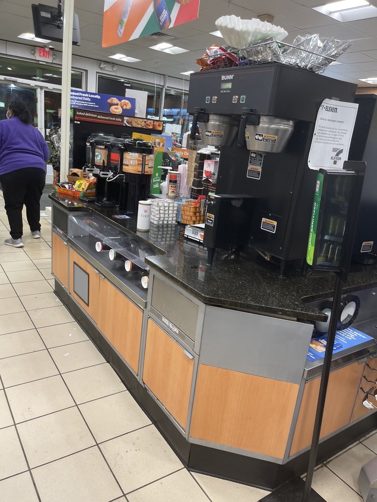 7-ELEVEN - Updated January 2026 - 24 Photos - 2519 Beatties Ford Rd ...