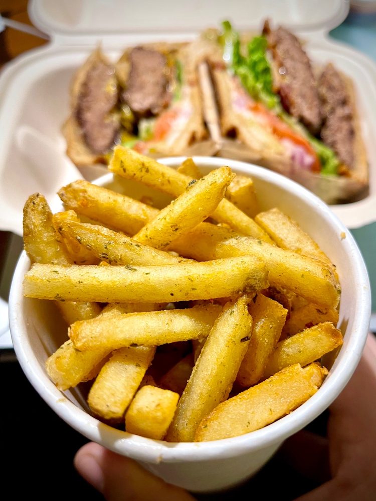 JUST BURGERS UDISTRICT - Updated June 2024 - 339 Photos & 500 Reviews ...