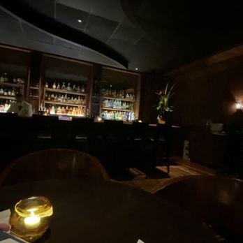 LEWERS LOUNGE - 276 Photos & 258 Reviews - 2199 Kalia Rd, Honolulu ...