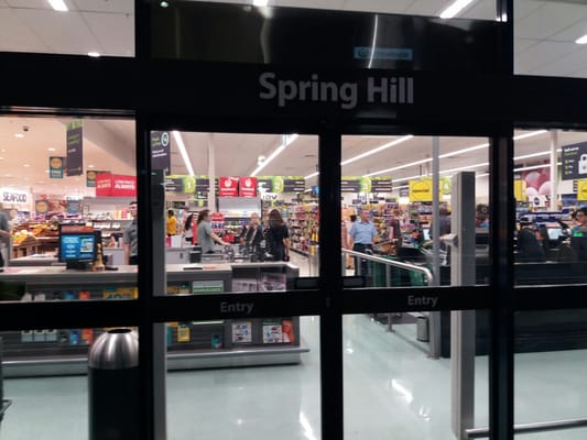 WOOLWORTHS - Updated January 2026 - 365 Turbot St, Spring Hill ...