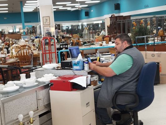 ULTIMATE TREASURES - Updated February 2025 - 33 Photos & 69 Reviews - 2133 63rd St, Downers ...