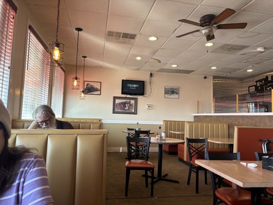 SQUEAKY RAIL DINER - Updated January 2026 - 69 Photos & 103 Reviews ...