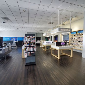 XFINITY STORE BY COMCAST - Updated December 2025 - 28 Photos & 162 ...