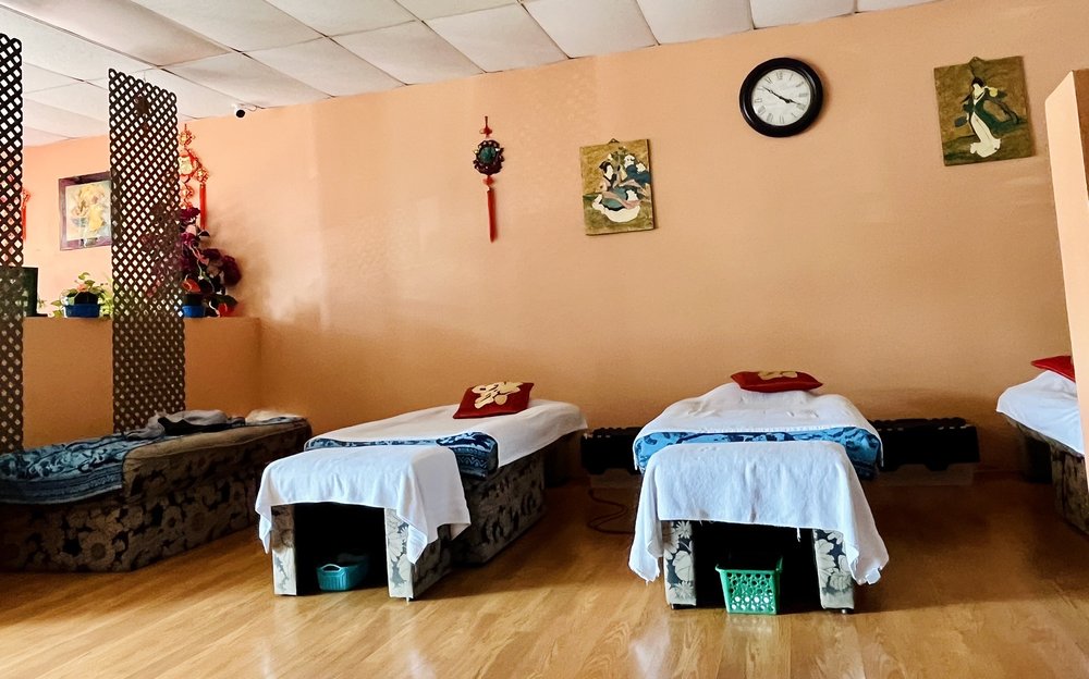 JIA FOOT SPA - Updated October 2025 - 27 Reviews - 683 North Wolf Rd ...