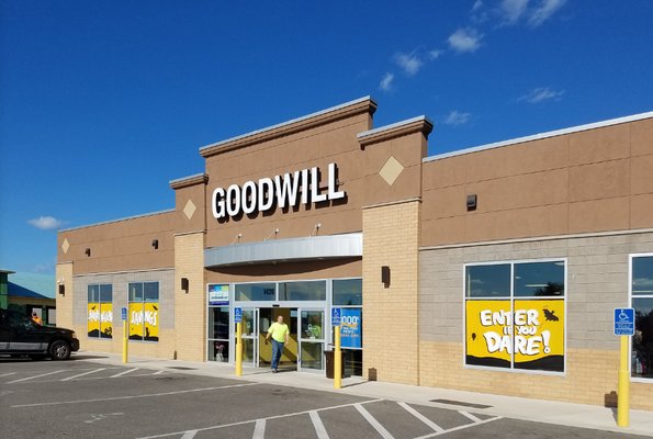 GOODWILL - HUTCHINSON - Updated December 2025 - 1420 Montreal St SE ...