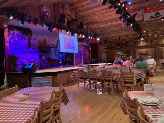 OH CANADA EH!? DINNER MUSICAL - Updated October 2025 - 49 Photos & 37 ...