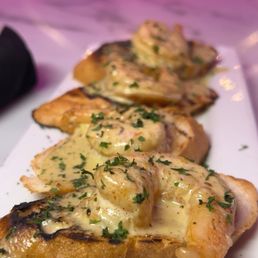 SEA SALT - Updated December 2025 - 418 Photos & 229 Reviews - 1801 ...