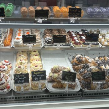 D’AMICO & SONS ITALIAN MARKET & BAKERY - Updated November 2024 - 175 ...