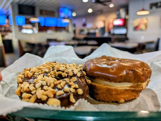 PIZAGEL’S PIZZA & BAKERY - Updated January 2026 - 75 Photos & 119 ...