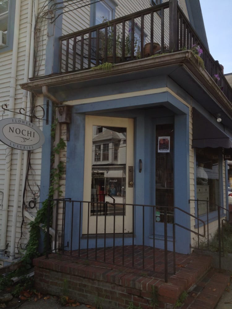 NOCHI - Updated June 2024 - 29 Main St, Vineyard Haven, Massachusetts ...