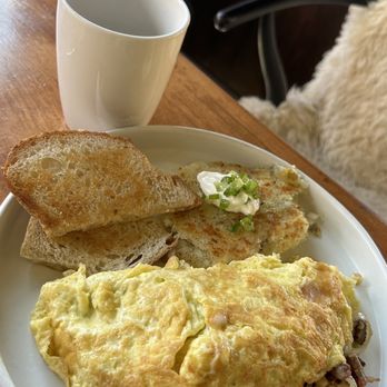 POINT REYES ROADHOUSE - Updated October 2025 - 76 Photos & 123 Reviews ...