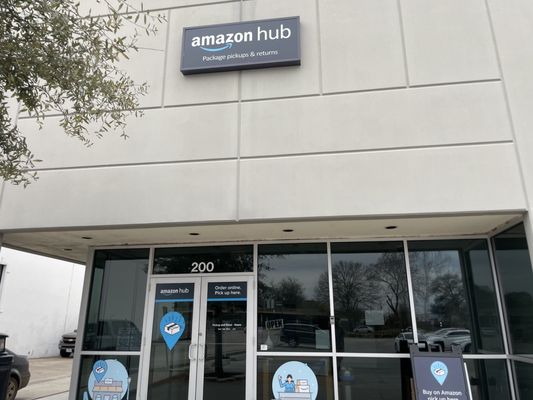 AMAZON FULFILLMENT CENTER - Updated December 2025 - 18 Photos & 12 ...