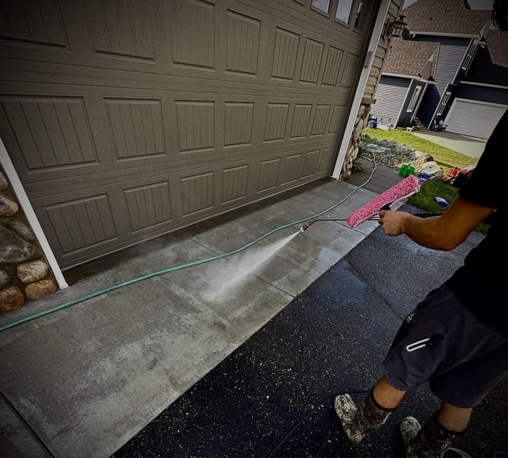 SPLASH AND SHINE PRESSURE WASHING - Updated May 2025 - 15 Photos ...