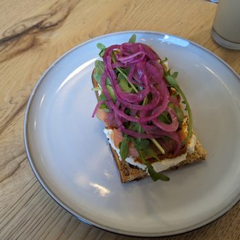 SIMONA CAFE - Updated August 2024 - 50 Photos & 27 Reviews - 35 N St NE ...