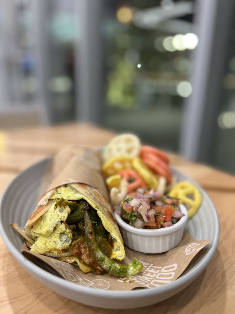 CURRY UP NOW - Updated July 2024 - 380 Photos & 253 Reviews - 6000 ...