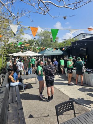 ST ANDREWS PUB - Updated December 2025 - 21 Photos & 11 Reviews - 949 ...