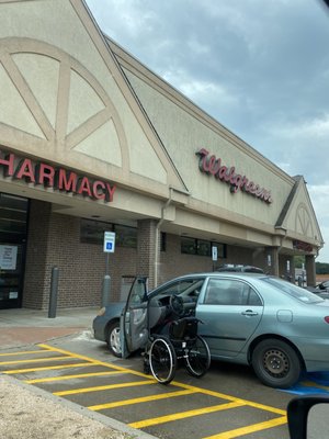Walgreens - Reserve Now - Drugstores - Updated June 2025 - 16 Photos ...