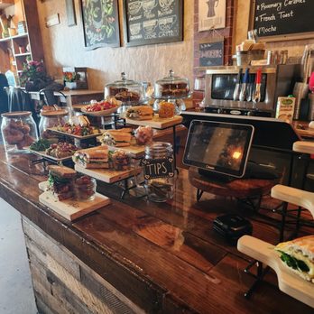 ELLA CAFE - 2242 Photos & 1421 Reviews - 9743 W Broward Blvd ...