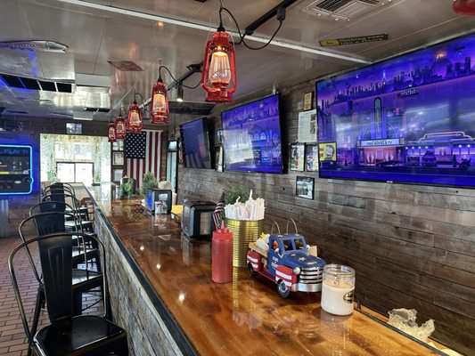 OKLAHOMA SMOKE - Updated December 2025 - 93 Photos & 57 Reviews - 301 W ...