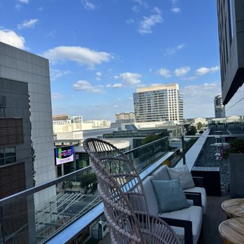 AURA ROOFTOP - Updated January 2026 - 489 Photos & 184 Reviews - 124 E ...