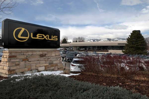 STEVINSON LEXUS OF LAKEWOOD - Updated December 2025 - 41 Photos & 175 ...